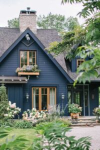 15 Dark Blue House With Cedar Trim Ideas That Are Sleek & Stylish ...